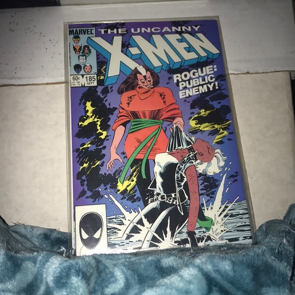 Marvel | Accents | 984 Marvel The Uncanny Xmen 185 Sept | Poshmark